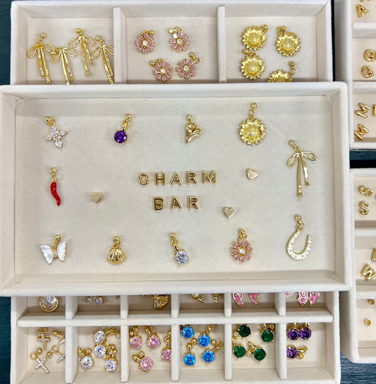 The Charm Bar – Gifted on Washington